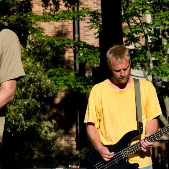 Famous Male Bassists | List of Top Male Bassists