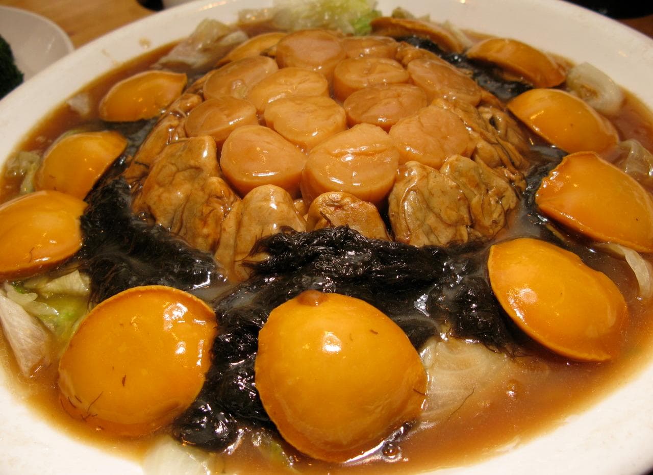 The 15 Best Non-Fish Seafood Dishes, Ranked