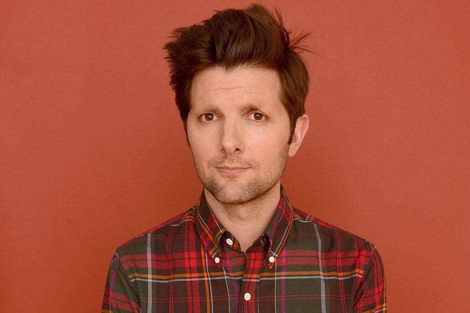 22 Hilarious Pictures of Famous Actors Without Eyebrows