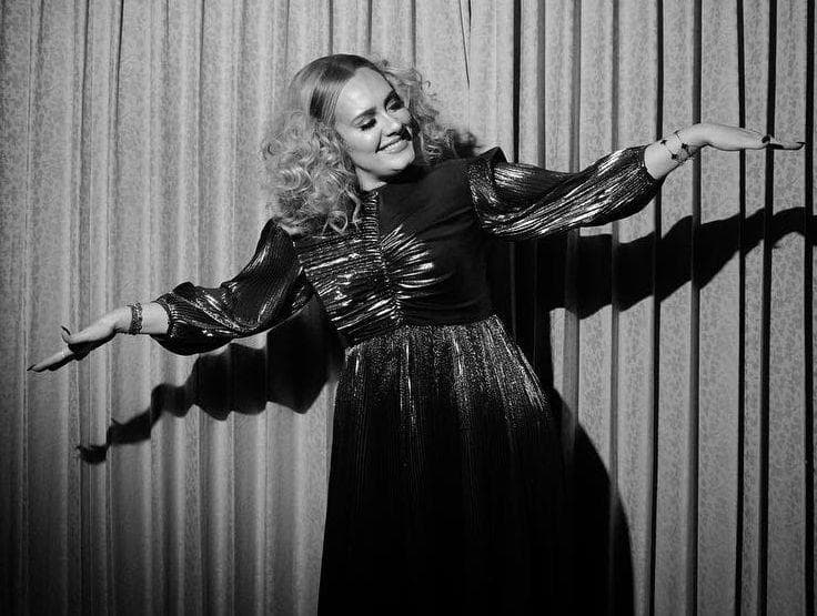 14 Celebrities With Apple Shaped Bodies