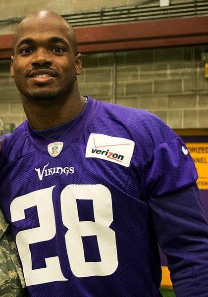 Famous People Who Stutter | Celebrity Stutterers