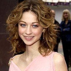 Famous Female Singers | List of Top Female Singers