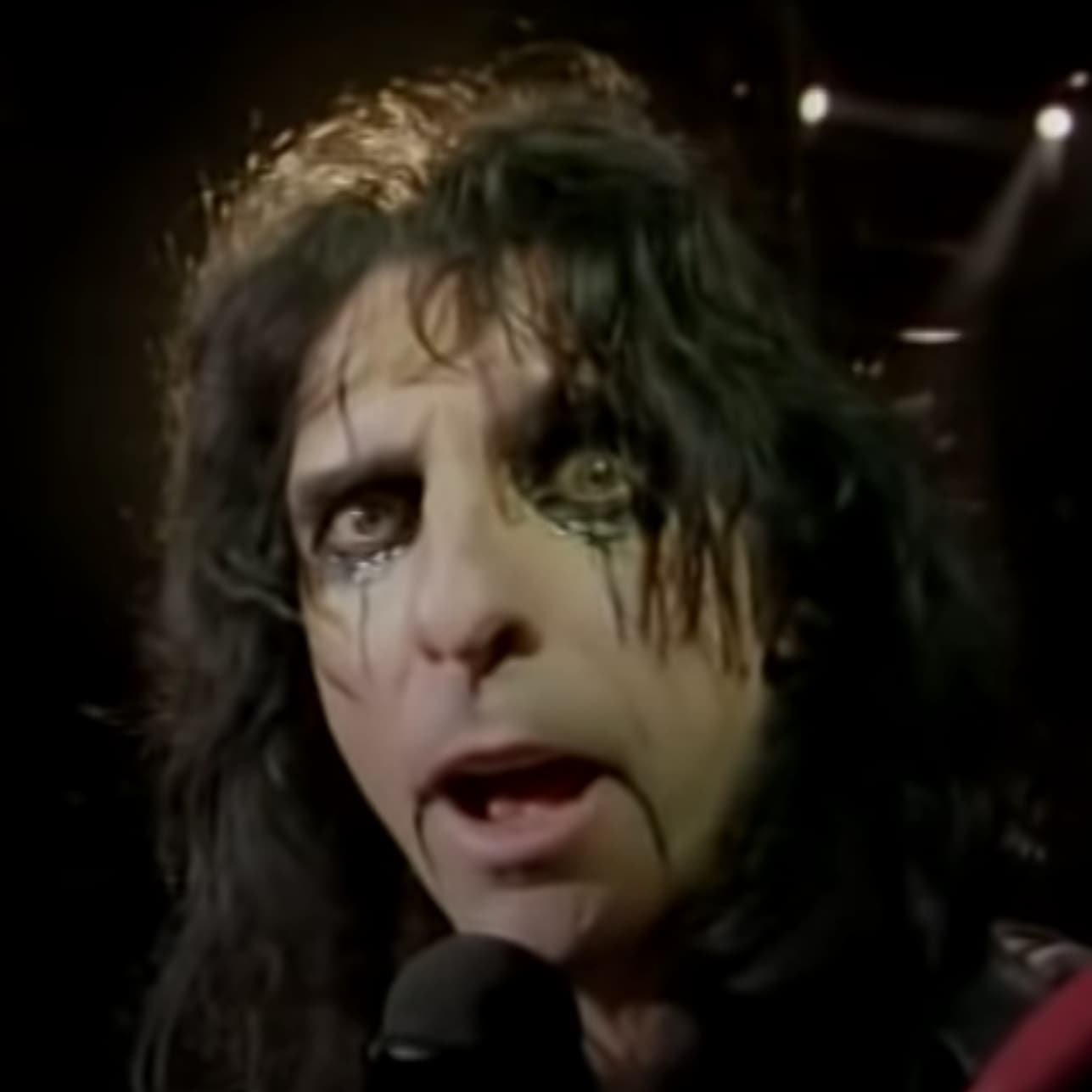 Spooky stories and hauntings involving popular musicians.