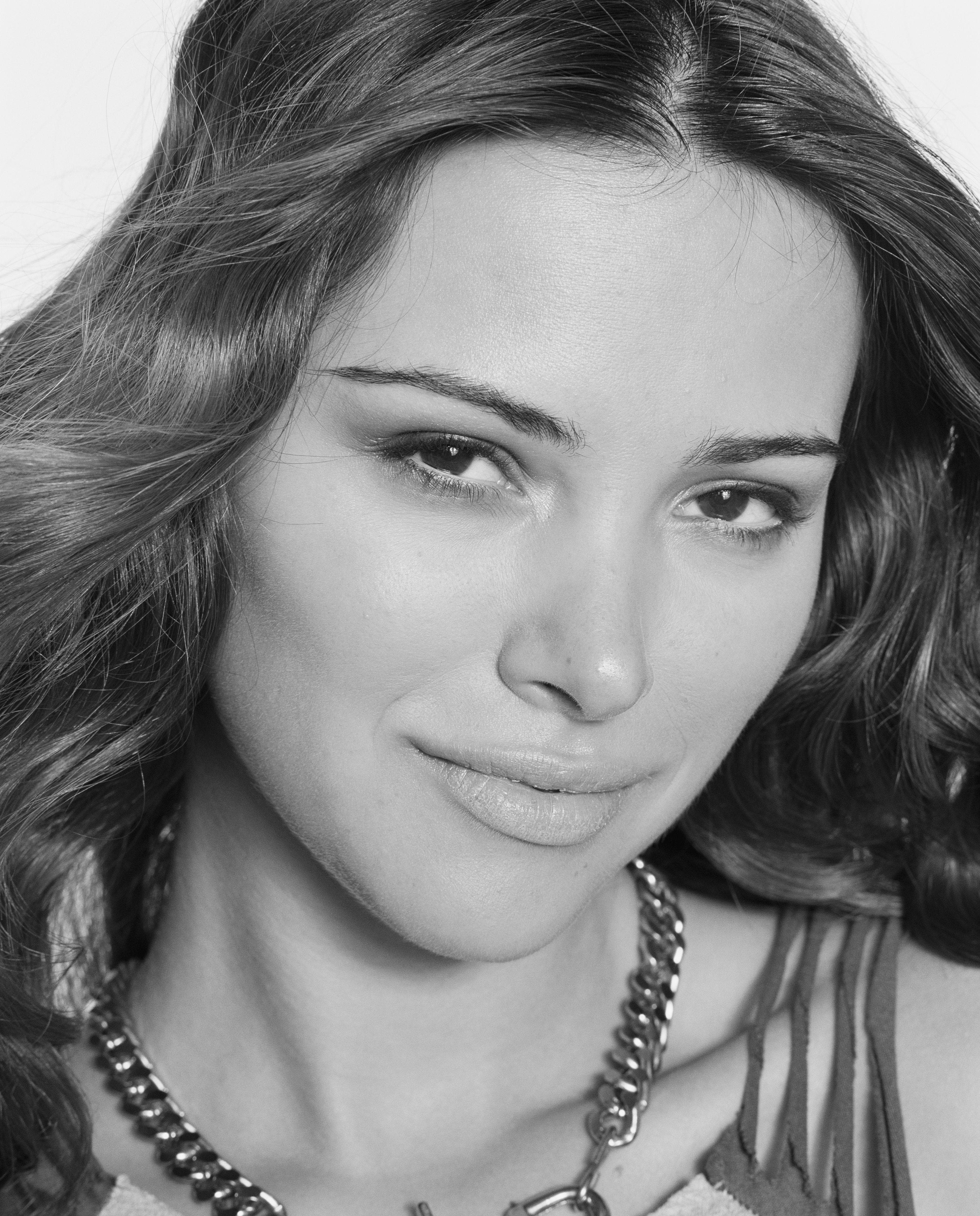 Celebrities Born in 1983 | List of Famous Men & Women Born in 1983 (Page 7)