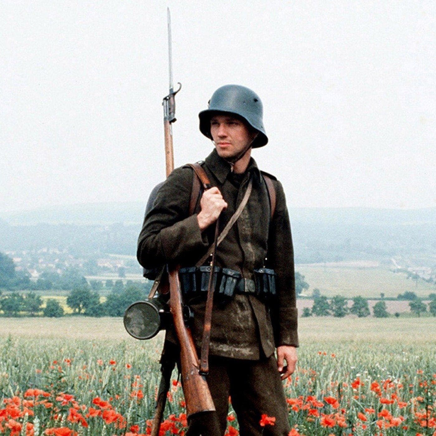 The 30 Best War Movies Like 'Black Hawk Down', Ranked