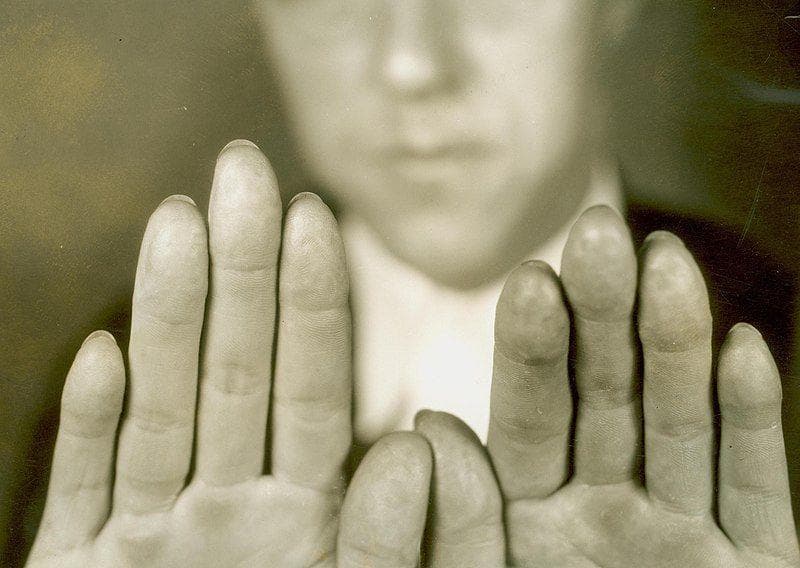Unintentionally Haunting Historical Photos And What They Reveal About ...