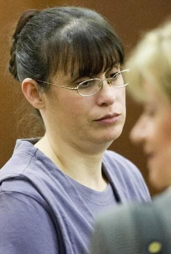 8 Serial Killers Who Plead Insanity