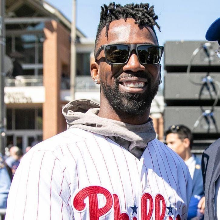 The 25+ Best Athletes Who Wore Number 26, Ranked