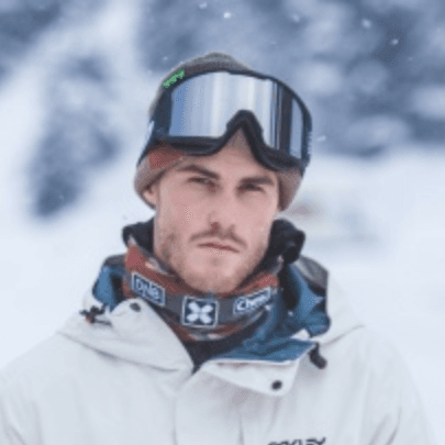 Celebrities Born in 1993 | List of Famous Men & Women Born in 1993