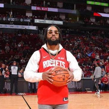 Celebrity Rockets Fans | Celebrities at Houston Rockets Games