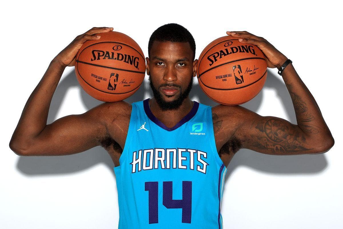 Celebrities Born in 1993 | List of Famous Men & Women Born in 1993