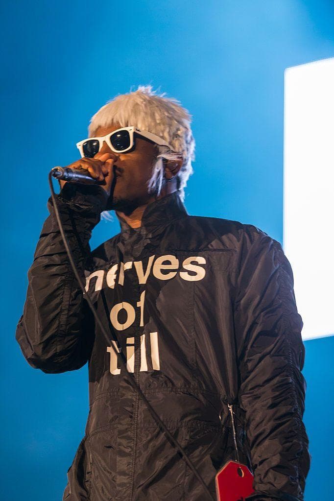 15 Sober Rappers Who Don't Drink or Do Drugs