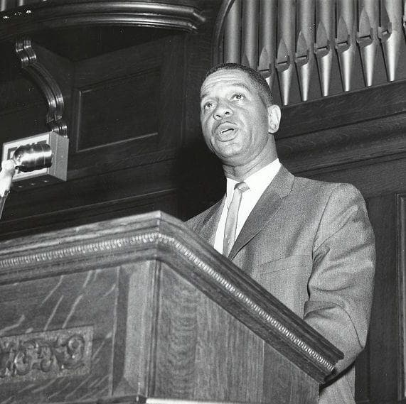 Famous Life Coaches | List of the Top Well-Known Life and Career Coaches