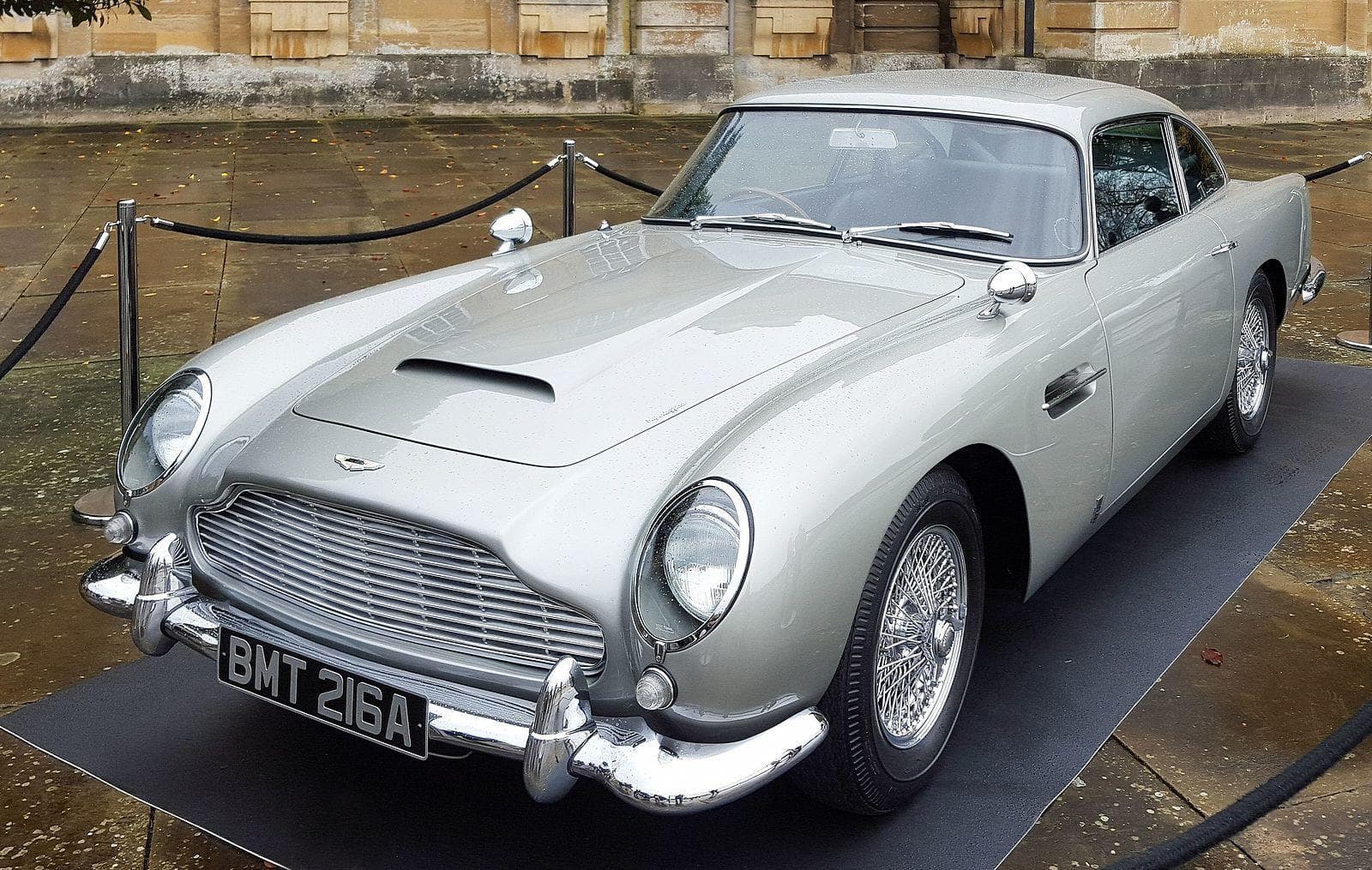 James Bond Cars | List of Cars from James Bond Movies