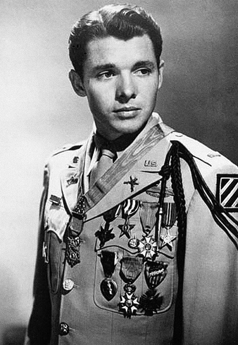 9 Insanely Popular Actors You Had No Idea Fought In WWII