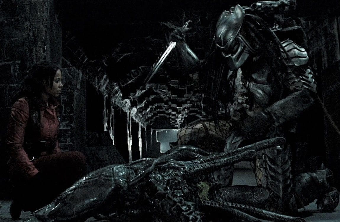 13 Movies Where The Hero And The Villain Have To Team Up