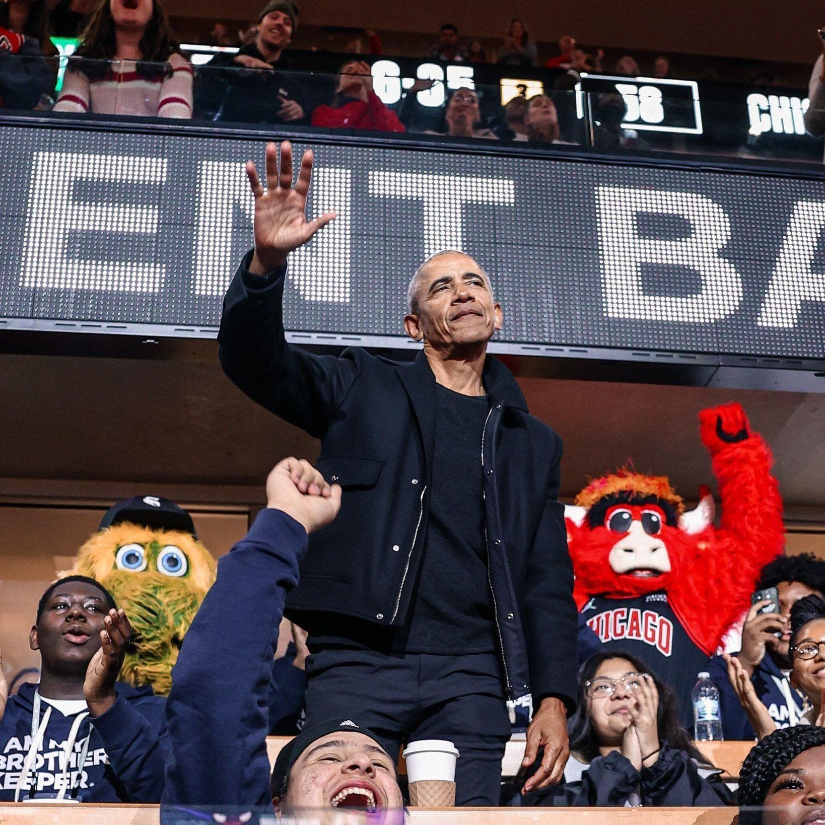 Celebrity Bulls Fans | Celebrities at Chicago Bull Games