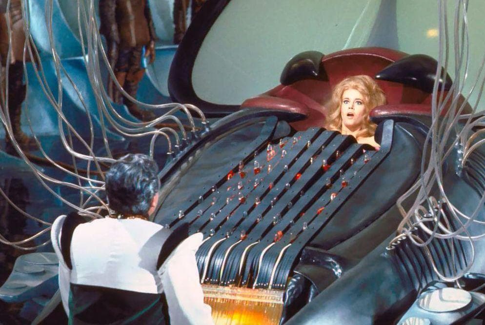 9 Fictional Torture Devices That Made Us Shudder