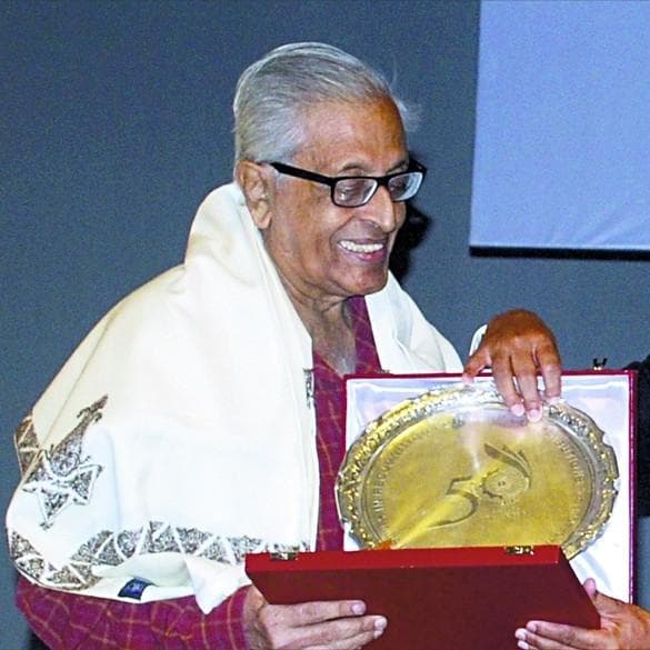 Famous Historians from India | List of Top Indian Historians