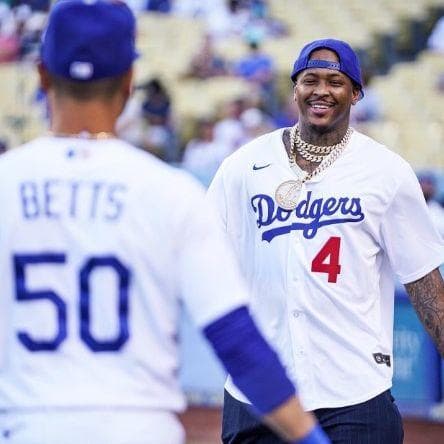 Celebrity Dodger Fans | Celebrities at LA Dodgers Games