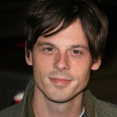 Famous People Born On Veterans Day | Celebrities With November 11 Birthdays