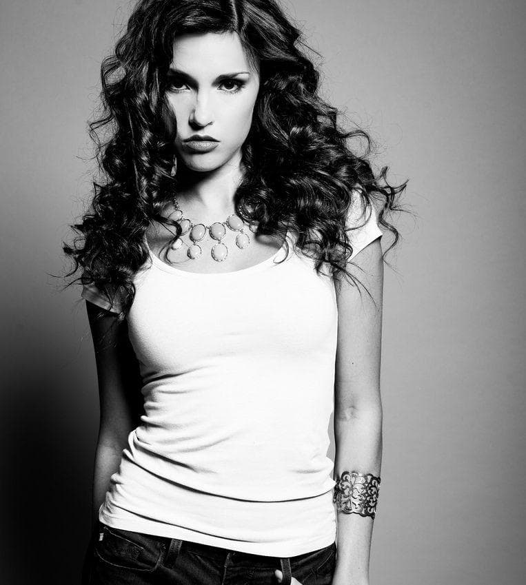 Famous People with Raspy Voices | List of Scratchy-Voiced Celebrities