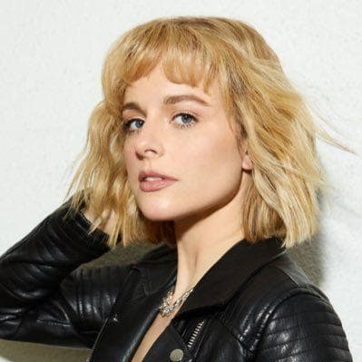 The 50+ Hottest Female Comedians Of 2024, Ranked By Fans