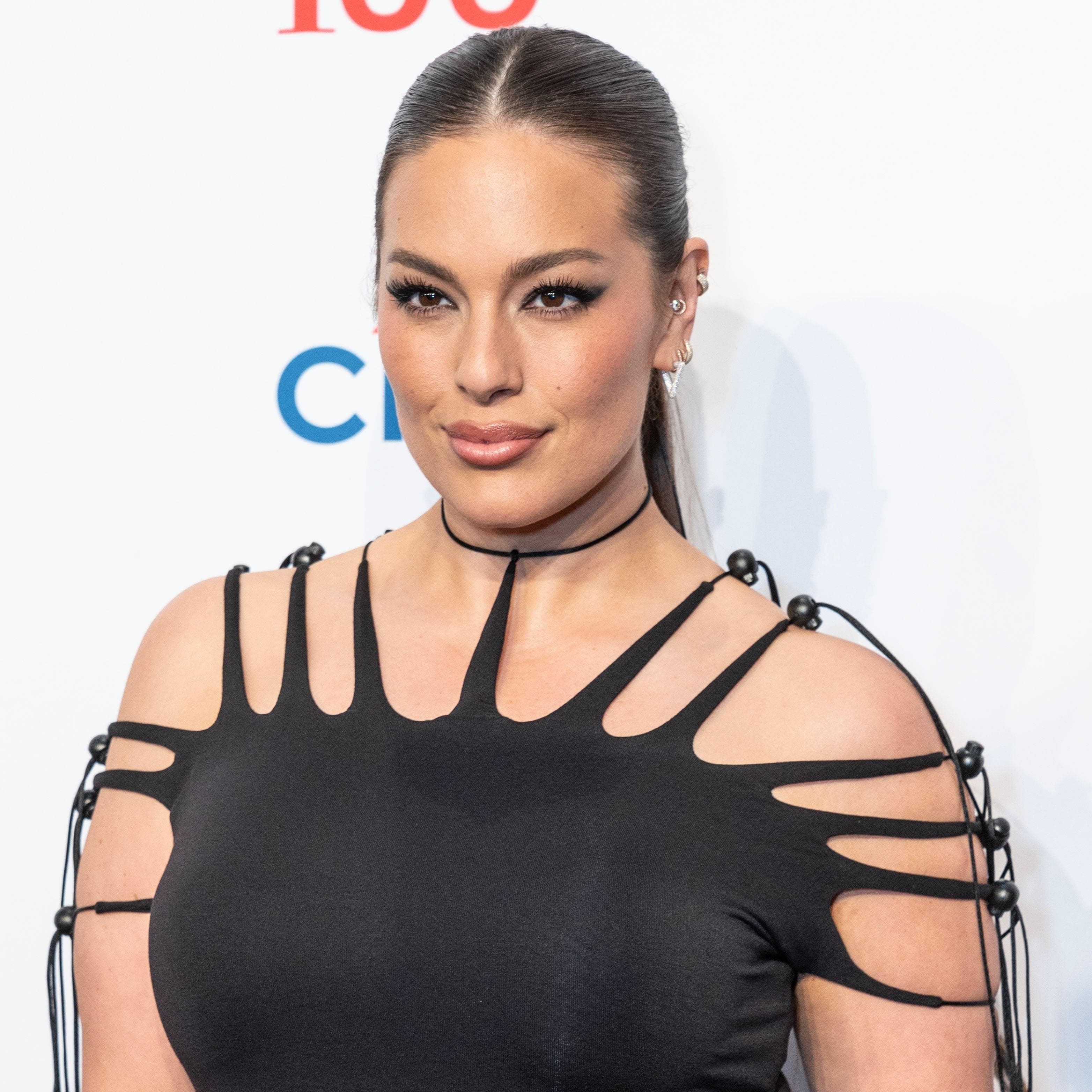 The 25+ Most Famous Model In The World Right Now, Ranked By Fans