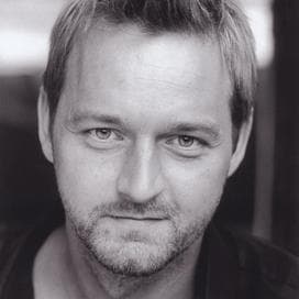 Terra Nova Cast | List of All Terra Nova Actors and Actresses