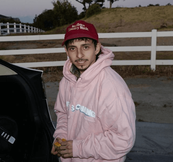 Celebrities Born in 1995 | List of Famous Men & Women Born in 1995 (Page 6)