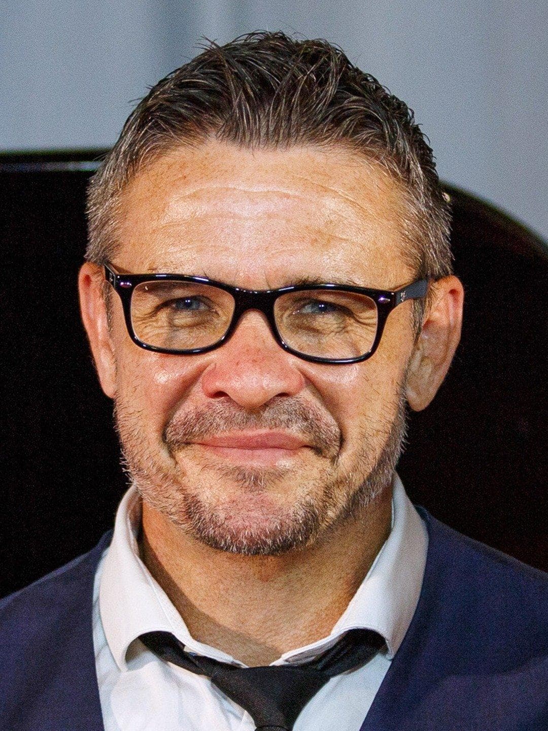 The 15+ Hottest Men On The Cast Of 'NCIS: Sydney', Ranked