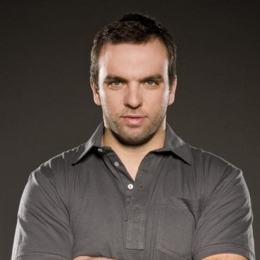 Famous Comedians from France | List of Top French Comedians