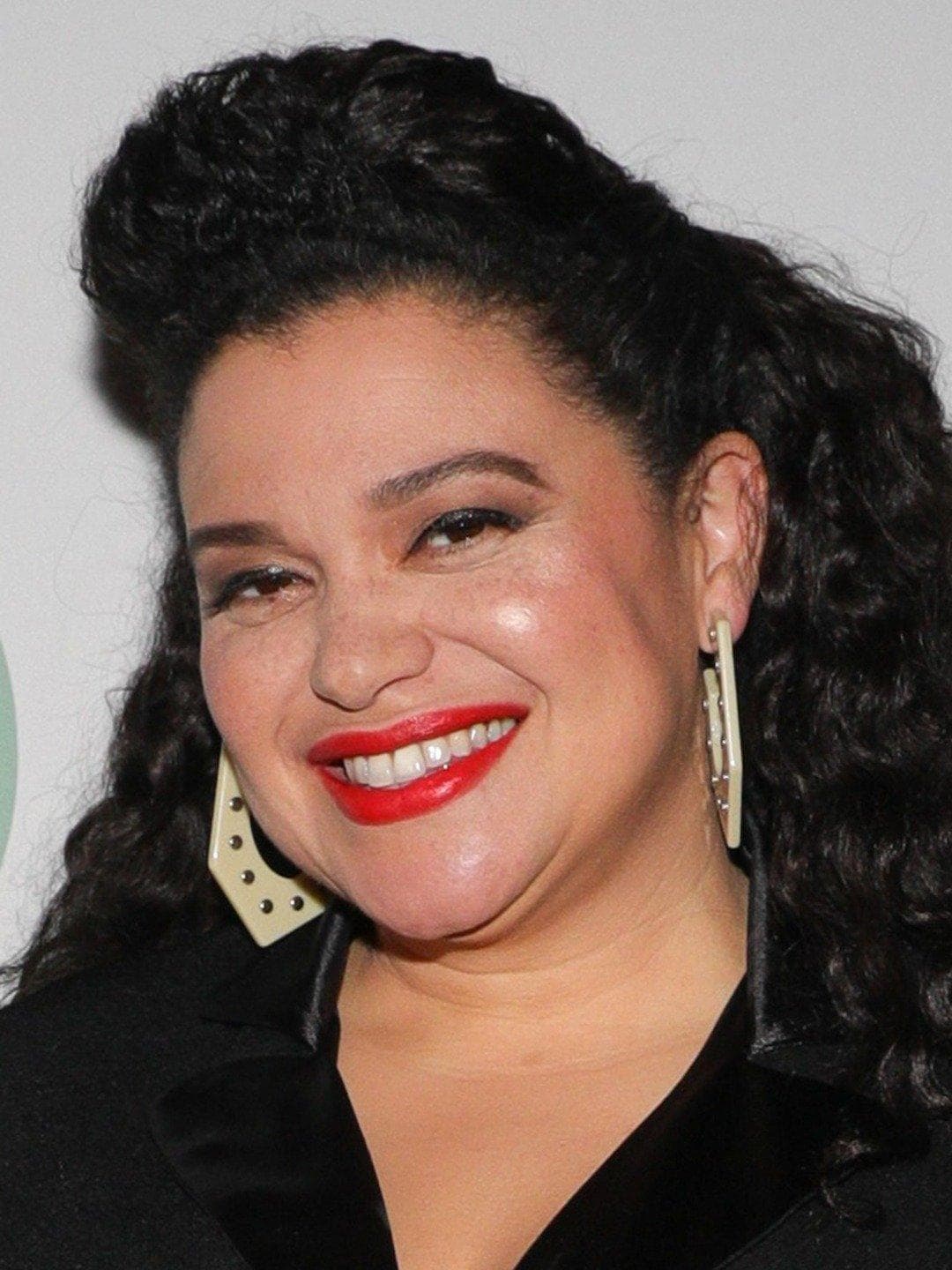 The 25 Funniest Raunchy Female Stand Up Comedians, Ranked