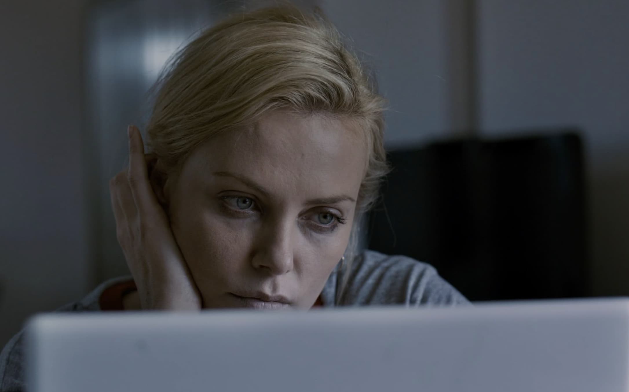 Uncomfortable Comedies That Aren't Mainstream For A Reason