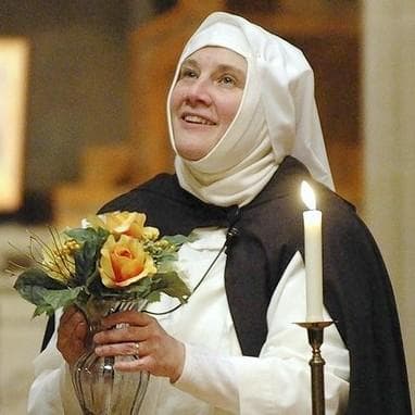 Famous Nuns | List of the Top Well-Known Nuns