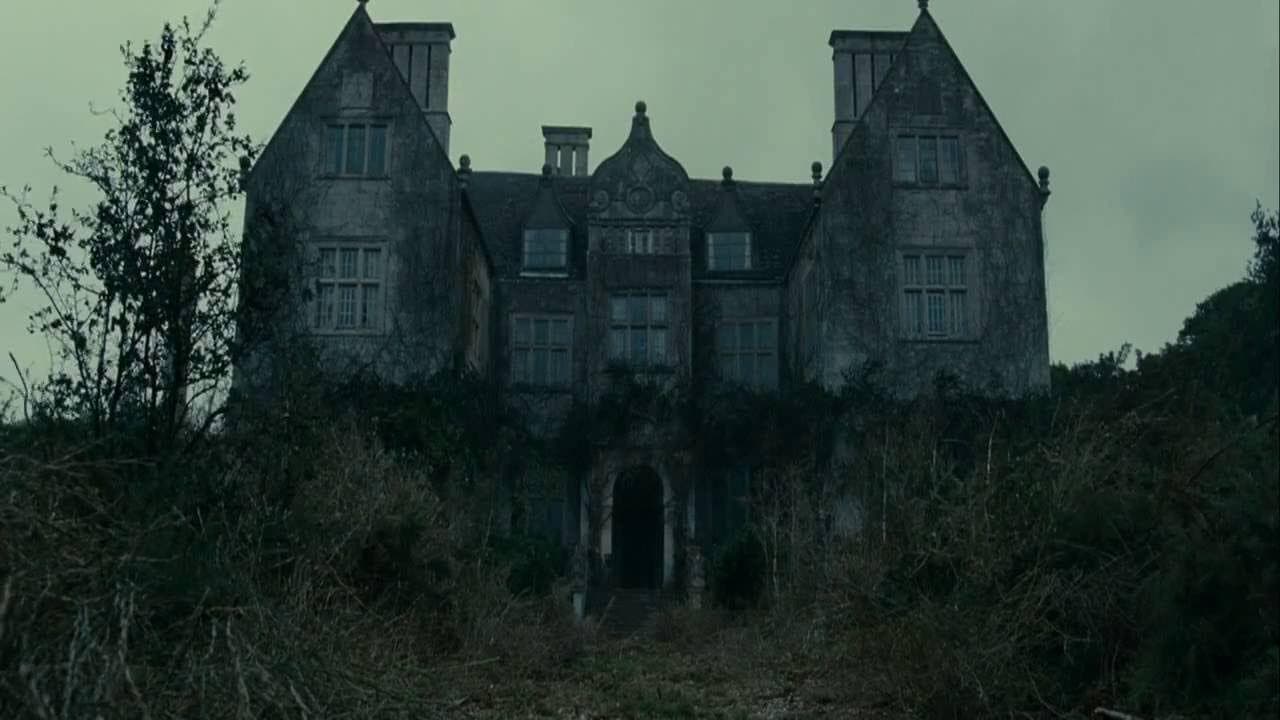 Fictional Haunted Houses You'd Totally Live In