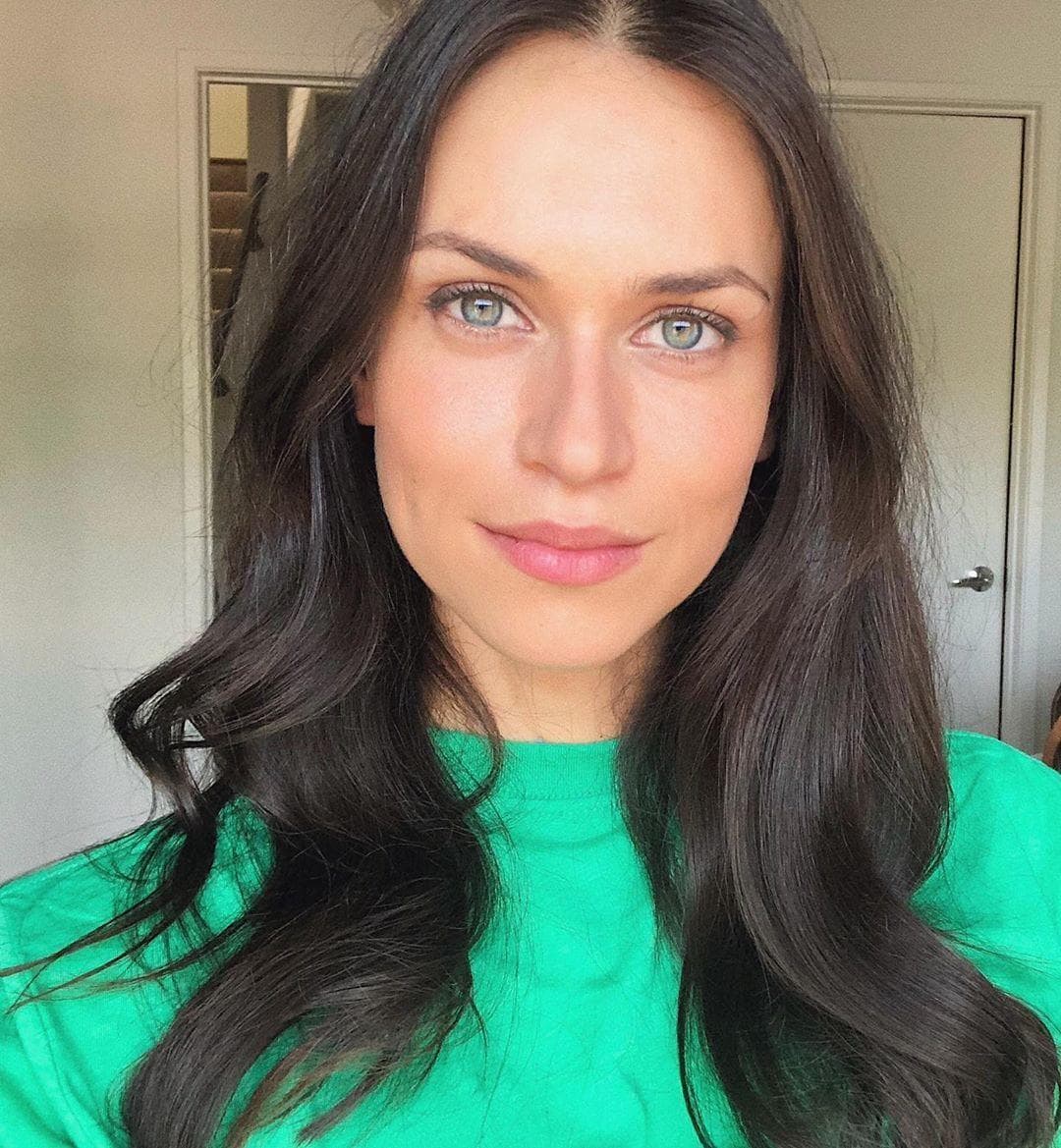 25 Half-Indian and Half-White Celebrities