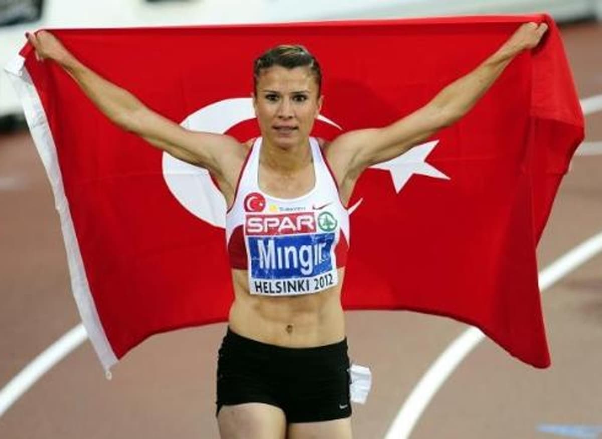 List of 100+ Famous Female Track Stars