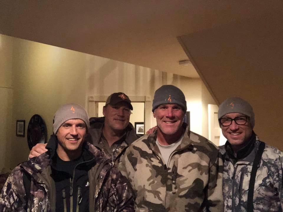 Pro-Hunting Celebrities & Celebrities Who Hunt