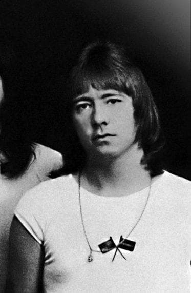 Alcoholic Musicians | List of Musicians Who Died From Drinking