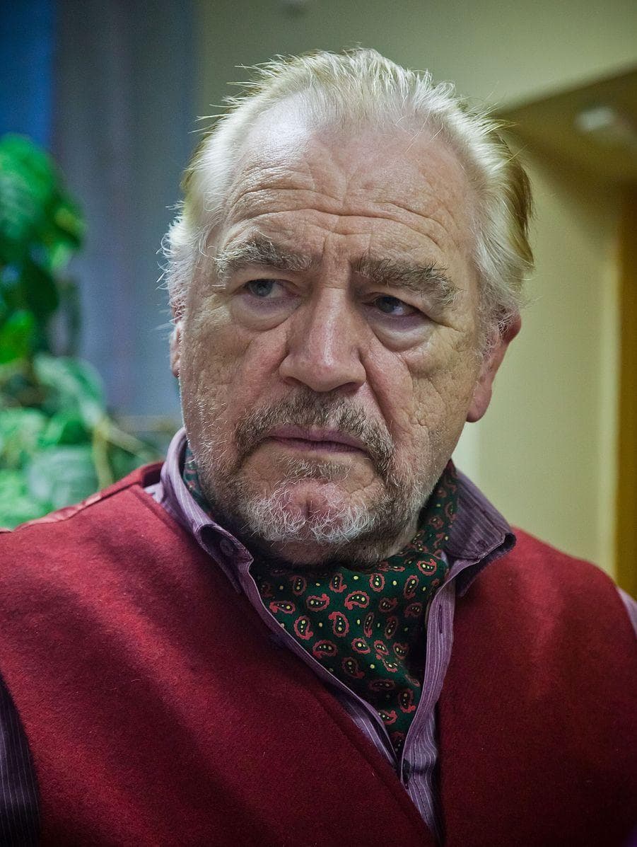 Male Celebrities Who Are 5’7" Tall