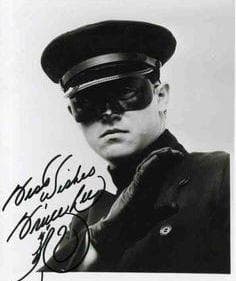 Best Celebrity Autographs | Famous People With the Coolest Signatures