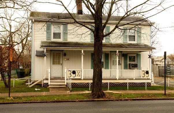 Childhood Homes Of Famous Musicians