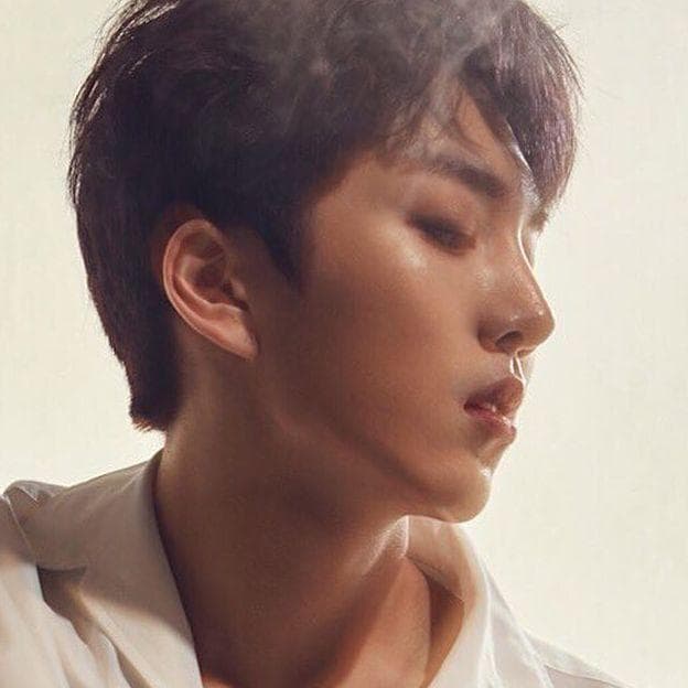 45+ K-pop Idols Who Are ENFJ, Ranked By Fans