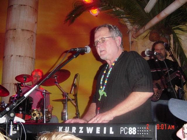 Famous Sigma Chis | Celebrities Who Were In Sigma Chi