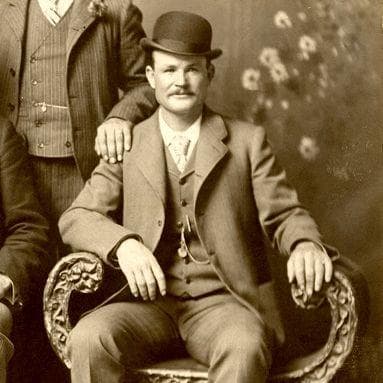 Famous Outlaws | List of the Top Well-Known Outlaws