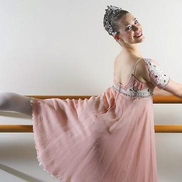 List of 100+ Famous Female Ballet Dancers