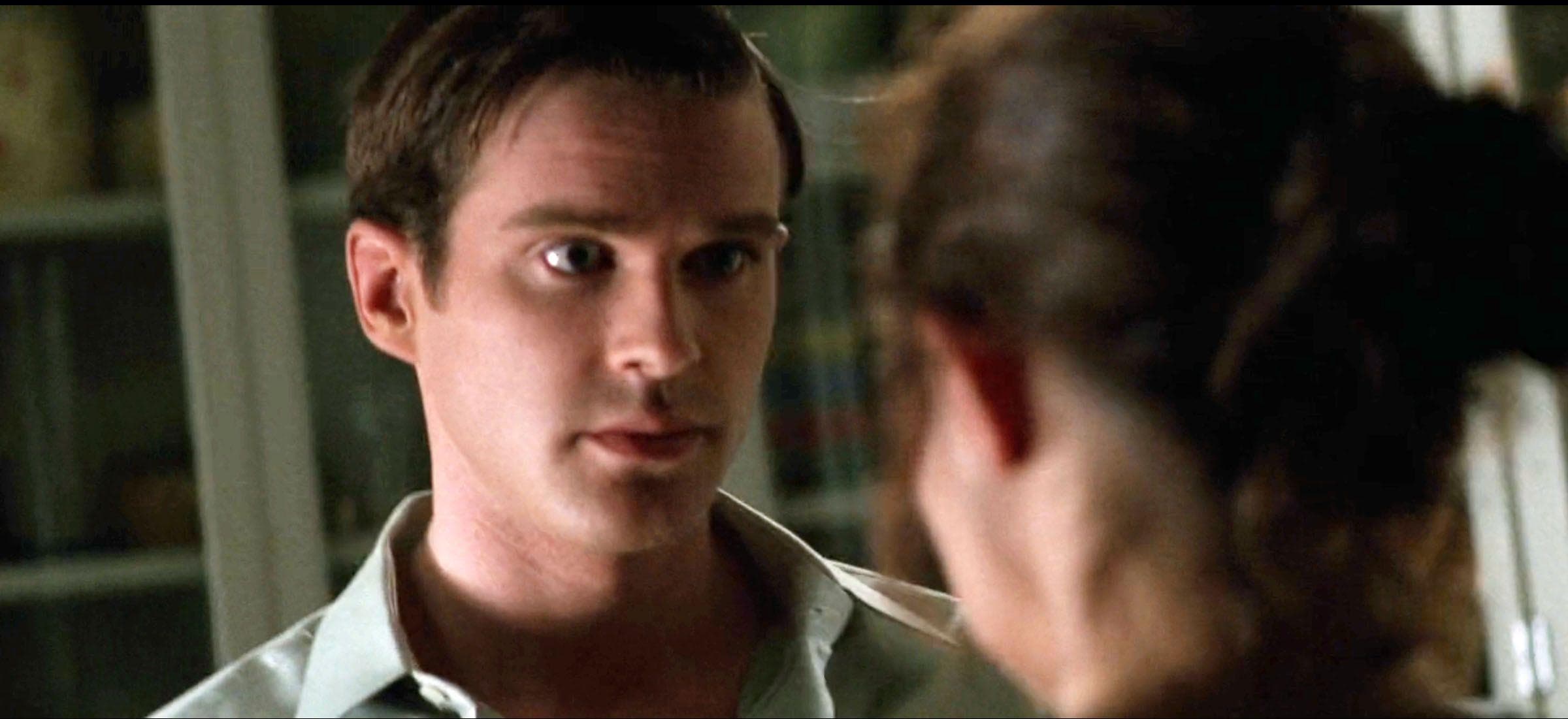 14 Times Unexpected Actors Played The Killer In '90s Movies