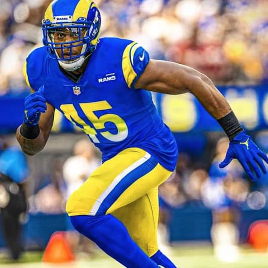 The Best Athletes Who Wore Number 54, Ranked By Fans