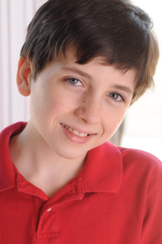 Celebrities Born in 1997 | List of Famous Men & Women Born in 1997